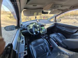 Melns Ford Galaxy 2003 Bauska, ar dzinēja tilpumu 1.90 L un nobraukumu 348 tūkst. km par 1300 €, foto 12 vietnē AUTOMOTO.COM.LV