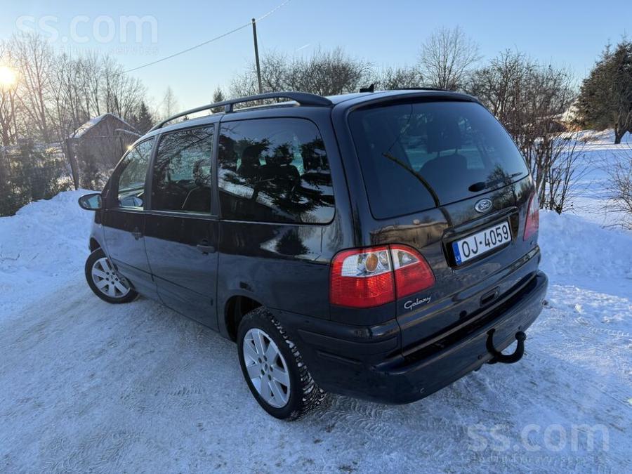 Melns Ford Galaxy 2004 Jelgava, ar dzinēja tilpumu 2.30 L un nobraukumu 291 tūkst. km par 2200 €, foto 4 vietnē AUTOMOTO.COM.LV