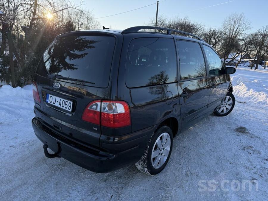 Melns Ford Galaxy 2004 Jelgava, ar dzinēja tilpumu 2.30 L un nobraukumu 291 tūkst. km par 2200 €, foto 6 vietnē AUTOMOTO.COM.LV