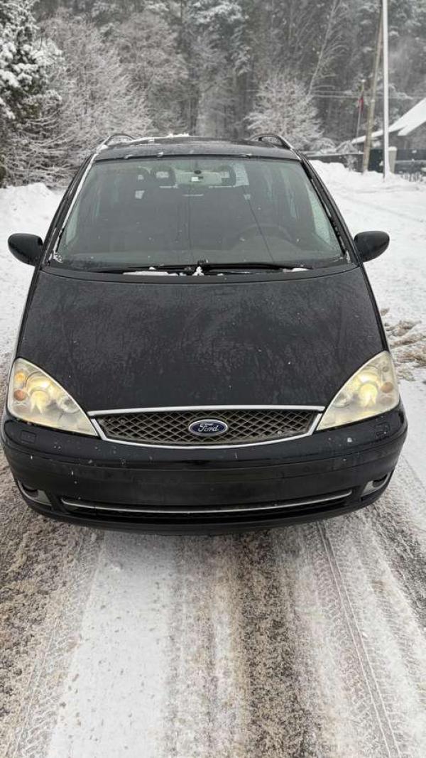Black Ford Galaxy 2005 in Kazlu Ruda, with an engine capacity of 1.90 L and mileage of 410 thousand km for 1050 €, photo 2 on AUTOMOTO.COM.LV