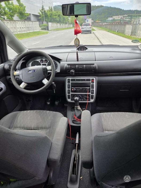 Black Ford Galaxy 2005 in Vilnius, with an engine capacity of 1.90 L and mileage of 267 thousand km for 1750 €, photo 10 on AUTOMOTO.COM.LV