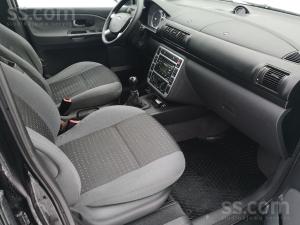 Melns Ford Galaxy 2006 Rīga, ar dzinēja tilpumu 1.90 L un nobraukumu 0 tūkst. km par 2690 €, foto 14 vietnē AUTOMOTO.COM.LV