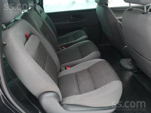 Melns Ford Galaxy 2006 Rīga, ar dzinēja tilpumu 1.90 L un nobraukumu 0 tūkst. km par 2690 €, foto 16 vietnē AUTOMOTO.COM.LV