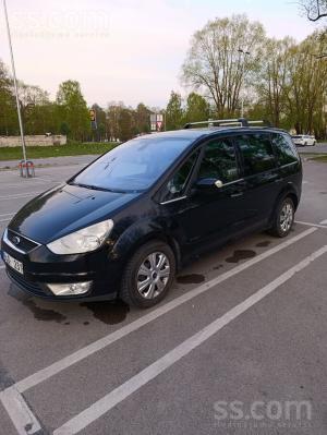Black Ford Galaxy 2006 in Riga, with an engine capacity of 2.00 L and mileage of 305 thousand km for 2100 €, photo 6 on AUTOMOTO.COM.LV