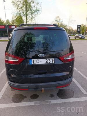 Black Ford Galaxy 2006 in Riga, with an engine capacity of 2.00 L and mileage of 305 thousand km for 2100 €, photo 8 on AUTOMOTO.COM.LV