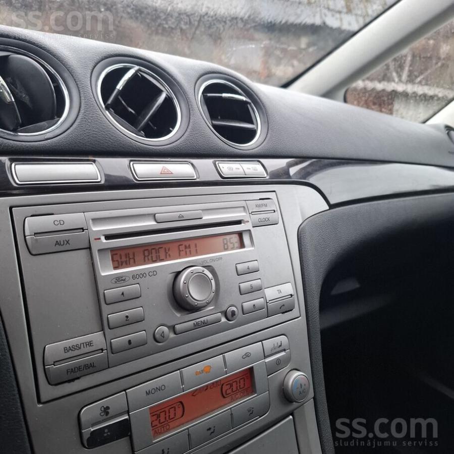 Black Ford Galaxy 2006 in Cesis, with an engine capacity of 1.80 L and mileage of 307 thousand km for 2100 €, photo 12 on AUTOMOTO.COM.LV