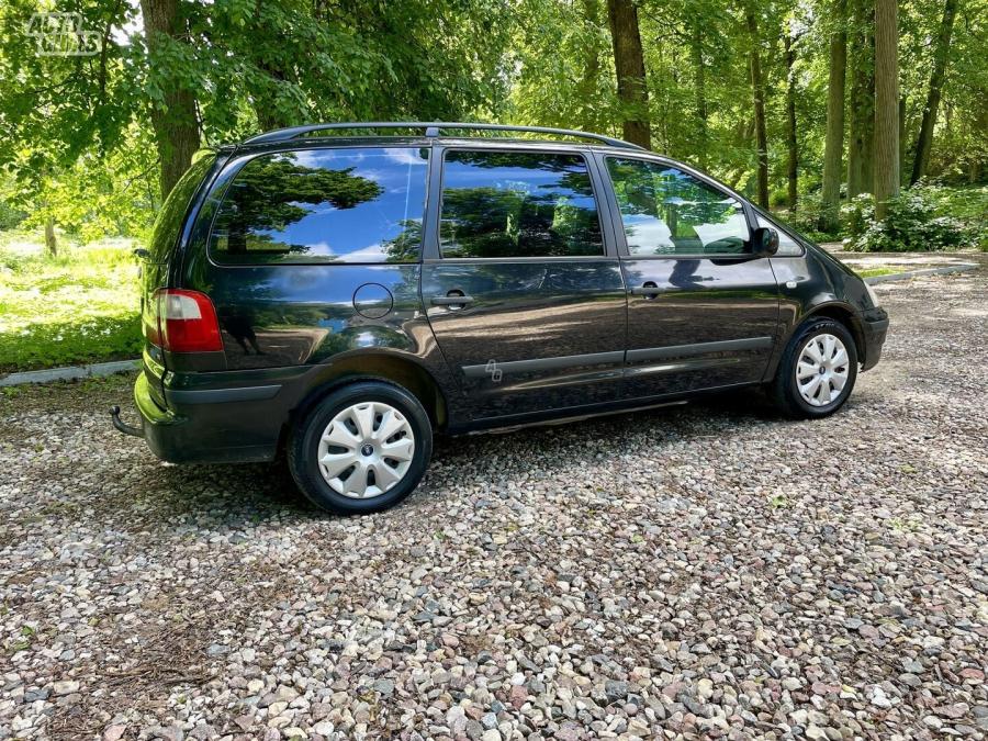 Black Ford Galaxy 2006 in Vilnius, with an engine capacity of 1.90 L and mileage of 330 thousand km for 1500 €, photo 5 on AUTOMOTO.COM.LV