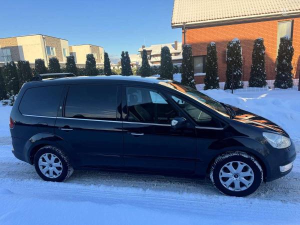 Black Ford Galaxy 2007 in Klaipeda, with an engine capacity of 2.00 L and mileage of 252 thousand km for 2900 €, photo 4 on AUTOMOTO.COM.LV