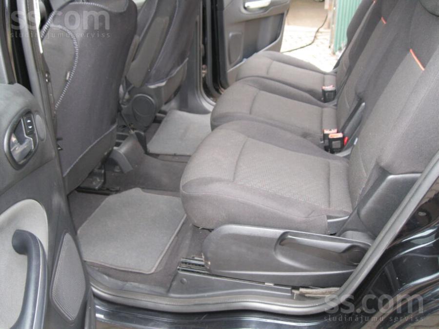 Melns Ford Galaxy 2007 Saldus, ar dzinēja tilpumu 1.80 L un nobraukumu 300 tūkst. km par 3800 €, foto 3 vietnē AUTOMOTO.COM.LV