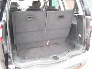 Melns Ford Galaxy 2007 Saldus, ar dzinēja tilpumu 1.80 L un nobraukumu 300 tūkst. km par 3800 €, foto 4 vietnē AUTOMOTO.COM.LV