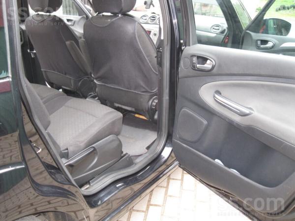 Black Ford Galaxy 2007 in Saldus, with an engine capacity of 1.80 L and mileage of 300 thousand km for 3800 €, photo 4 on AUTOMOTO.COM.LV