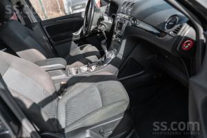 Melns Ford Galaxy 2007 Rīga, ar dzinēja tilpumu 2.00 L un nobraukumu 217 tūkst. km par 2900 €, foto 6 vietnē AUTOMOTO.COM.LV