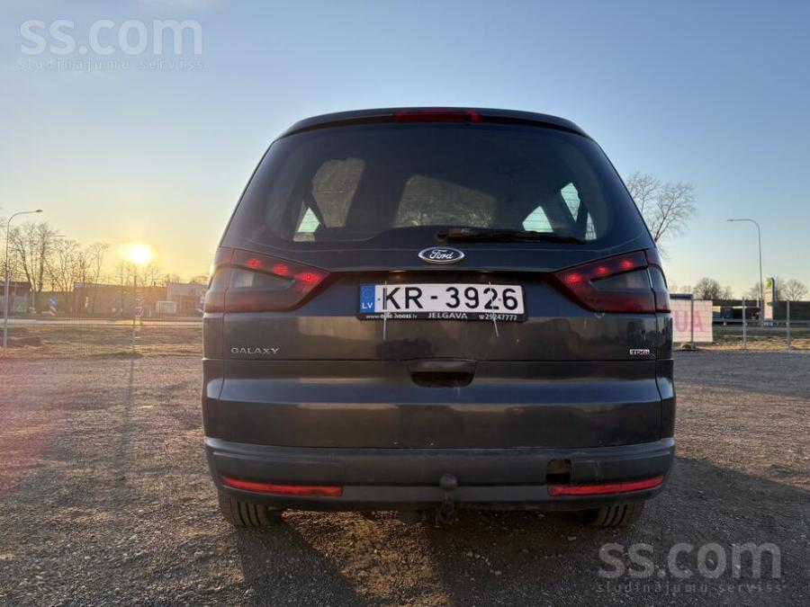 Melns Ford Galaxy 2007 Daugavpils, ar dzinēja tilpumu 1.80 L un nobraukumu 325 tūkst. km par 1950 €, foto 5 vietnē AUTOMOTO.COM.LV