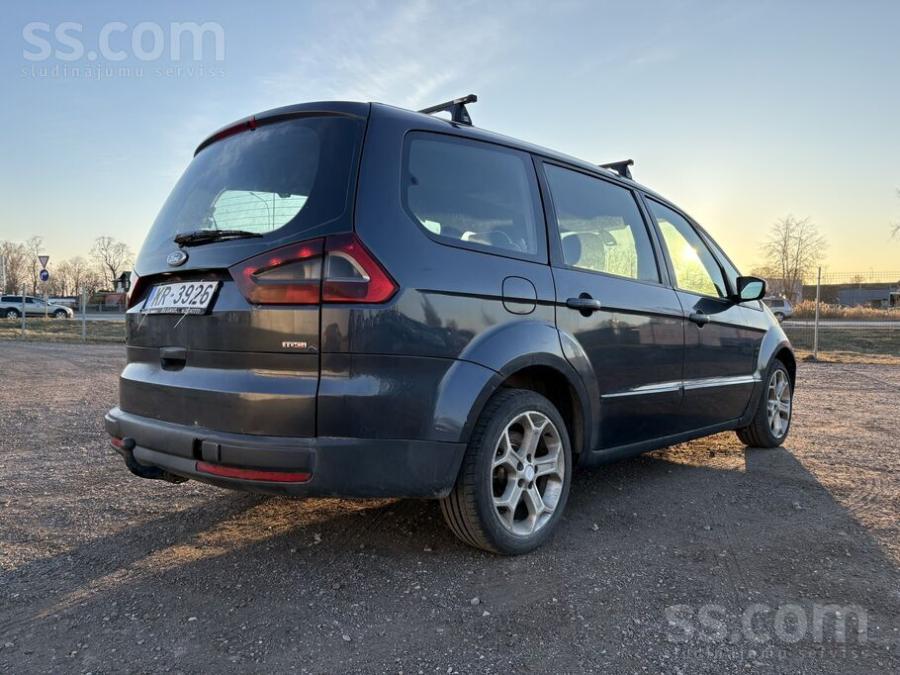 Melns Ford Galaxy 2007 Daugavpils, ar dzinēja tilpumu 1.80 L un nobraukumu 325 tūkst. km par 1950 €, foto 6 vietnē AUTOMOTO.COM.LV
