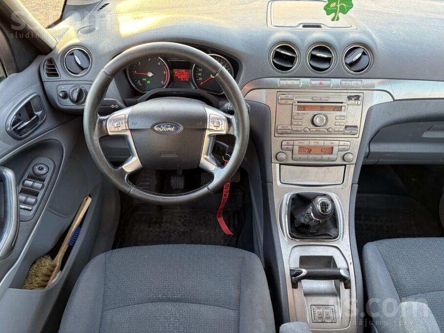 Melns Ford Galaxy 2007 Daugavpils, ar dzinēja tilpumu 1.80 L un nobraukumu 325 tūkst. km par 1950 €, foto 11 vietnē AUTOMOTO.COM.LV