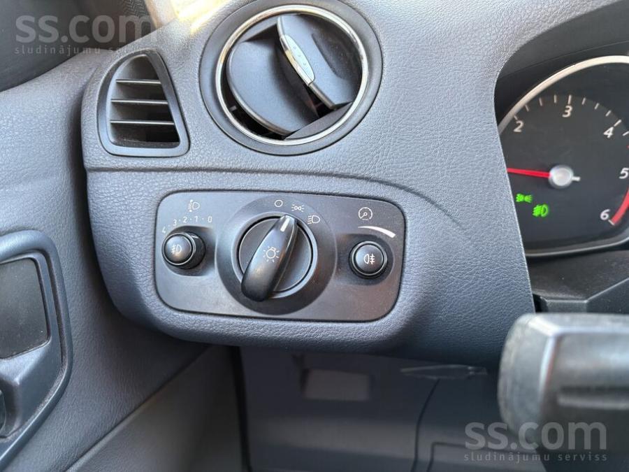 Melns Ford Galaxy 2007 Daugavpils, ar dzinēja tilpumu 1.80 L un nobraukumu 325 tūkst. km par 1950 €, foto 16 vietnē AUTOMOTO.COM.LV