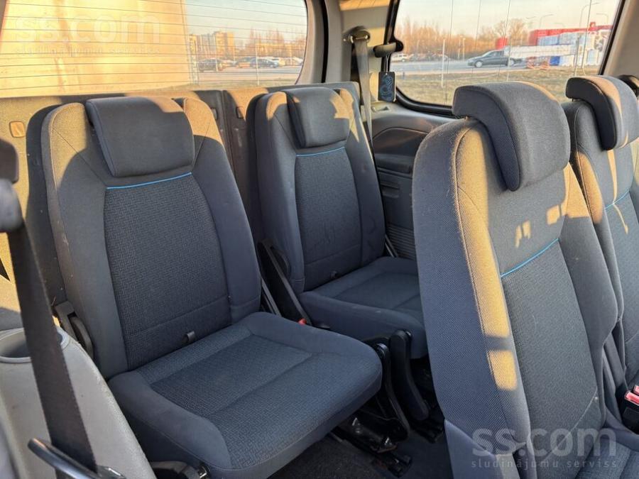Melns Ford Galaxy 2007 Daugavpils, ar dzinēja tilpumu 1.80 L un nobraukumu 325 tūkst. km par 1950 €, foto 23 vietnē AUTOMOTO.COM.LV