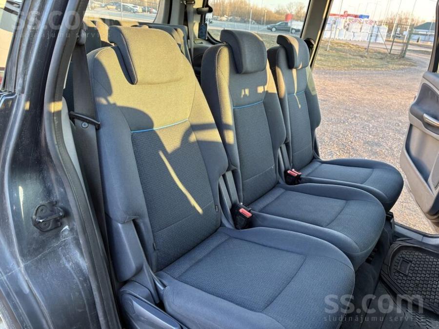 Melns Ford Galaxy 2007 Daugavpils, ar dzinēja tilpumu 1.80 L un nobraukumu 325 tūkst. km par 1950 €, foto 24 vietnē AUTOMOTO.COM.LV