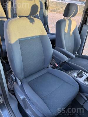 Melns Ford Galaxy 2007 Daugavpils, ar dzinēja tilpumu 1.80 L un nobraukumu 325 tūkst. km par 1950 €, foto 25 vietnē AUTOMOTO.COM.LV