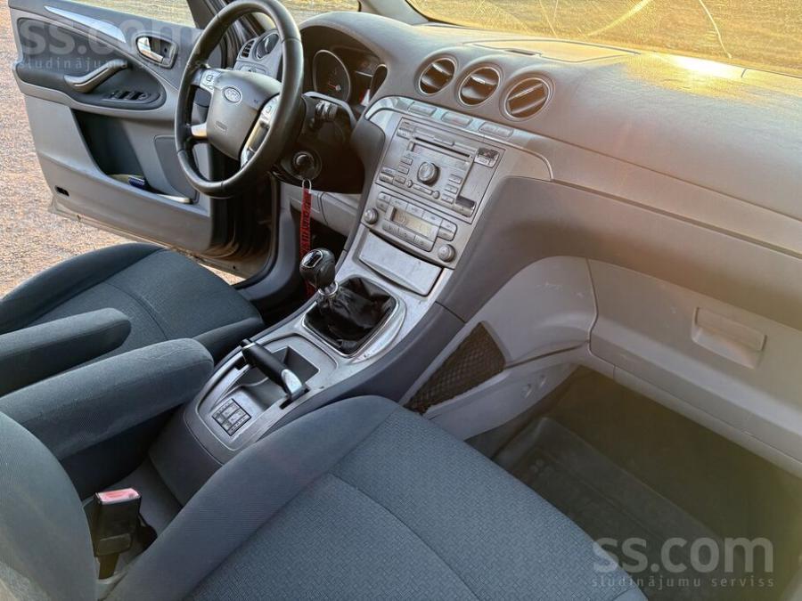 Melns Ford Galaxy 2007 Daugavpils, ar dzinēja tilpumu 1.80 L un nobraukumu 325 tūkst. km par 1950 €, foto 26 vietnē AUTOMOTO.COM.LV