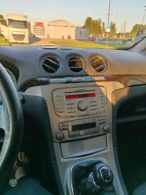 Melns Ford Galaxy 2007 Kauņa, ar dzinēja tilpumu 2.00 L un nobraukumu 301 tūkst. km par 3350 €, foto 10 vietnē AUTOMOTO.COM.LV