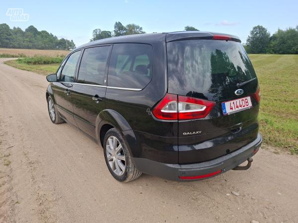 Black Ford Galaxy 2007 in Birstonas, with an engine capacity of 2.00 L and mileage of 342 thousand km for 3400 €, photo 5 on AUTOMOTO.COM.LV
