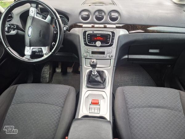 Black Ford Galaxy 2007 in Birstonas, with an engine capacity of 2.00 L and mileage of 342 thousand km for 3400 €, photo 8 on AUTOMOTO.COM.LV