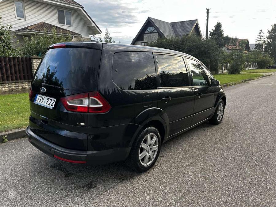 Black Ford Galaxy 2007 in Vilnius, with an engine capacity of 1.75 L and mileage of 320 thousand km for 3500 €, photo 6 on AUTOMOTO.COM.LV