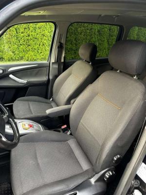 Black Ford Galaxy 2007 in Vilnius, with an engine capacity of 1.75 L and mileage of 320 thousand km for 3500 €, photo 15 on AUTOMOTO.COM.LV