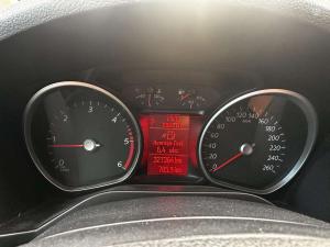 Black Ford Galaxy 2007 in Vilnius, with an engine capacity of 1.75 L and mileage of 320 thousand km for 3500 €, photo 16 on AUTOMOTO.COM.LV