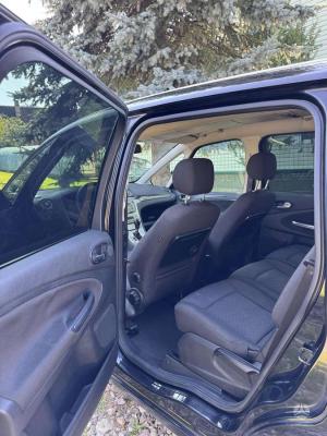 Black Ford Galaxy 2007 in Vilnius, with an engine capacity of 2.00 L and mileage of 305 thousand km for 2000 €, photo 8 on AUTOMOTO.COM.LV