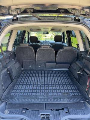 Black Ford Galaxy 2007 in Vilnius, with an engine capacity of 2.00 L and mileage of 305 thousand km for 2000 €, photo 13 on AUTOMOTO.COM.LV