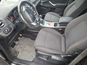 Black Ford Galaxy 2007 in Birstonas, with an engine capacity of 2.00 L and mileage of 342 thousand km for 3300 €, photo 7 on AUTOMOTO.COM.LV