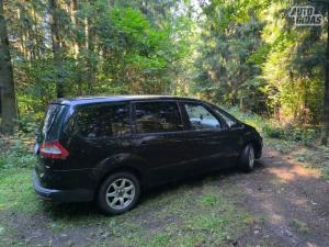 Melns Ford Galaxy 2007 Radviliškis, ar dzinēja tilpumu 2.00 L un nobraukumu 429 tūkst. km par 2500 €, foto 7 vietnē AUTOMOTO.COM.LV