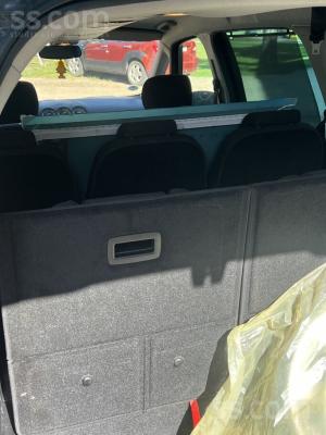 Melns Ford Galaxy 2007 Dobele, ar dzinēja tilpumu 2.00 L un nobraukumu 231 tūkst. km par 3400 €, foto 8 vietnē AUTOMOTO.COM.LV