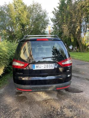 Melns Ford Galaxy 2007 Tukums, ar dzinēja tilpumu 2.00 L un nobraukumu 266 tūkst. km par 4000 €, foto  vietnē AUTOMOTO.COM.LV