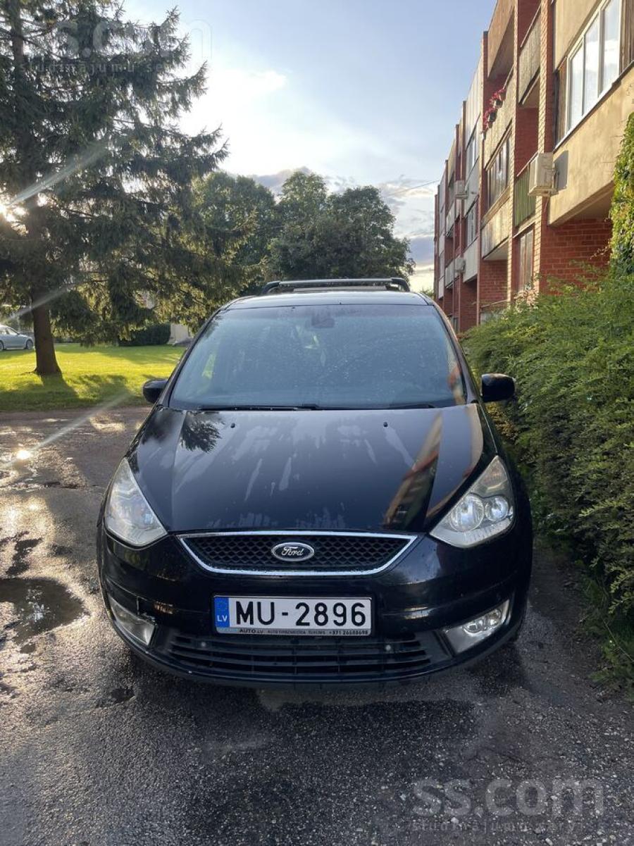Black Ford Galaxy 2007 in Tukums, with an engine capacity of 2.00 L and mileage of 266 thousand km for 4000 €, photo 4 on AUTOMOTO.COM.LV