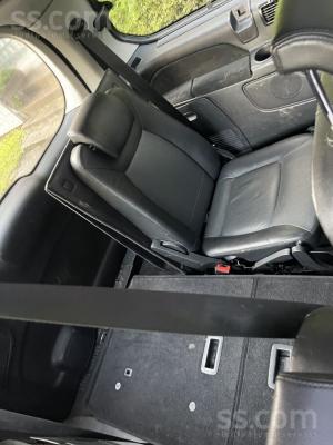Black Ford Galaxy 2007 in Tukums, with an engine capacity of 2.00 L and mileage of 266 thousand km for 4000 €, photo 10 on AUTOMOTO.COM.LV