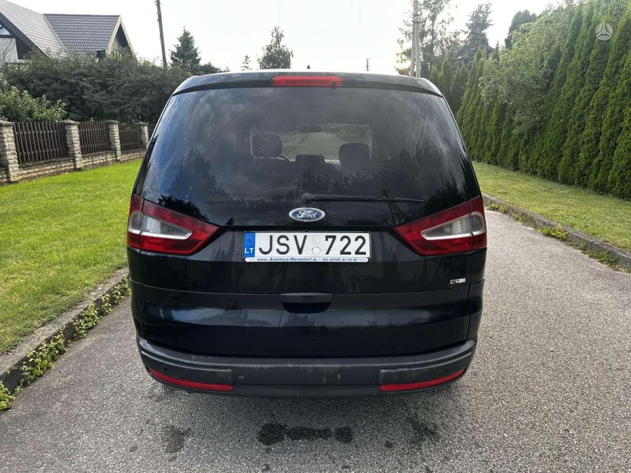 Black Ford Galaxy 2007 in Vilnius, with an engine capacity of 2.00 L and mileage of 320 thousand km for 2950 €, photo 7 on AUTOMOTO.COM.LV
