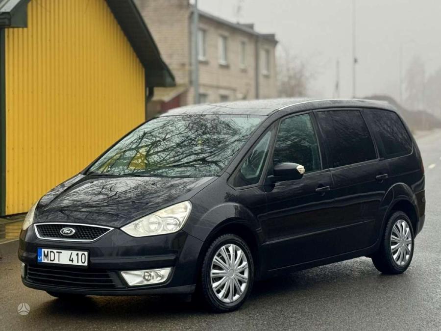Black Ford Galaxy 2008 in Radviliskis, with an engine capacity of 2.00 L and mileage of 300 thousand km for 2750 €, photo 2 on AUTOMOTO.COM.LV