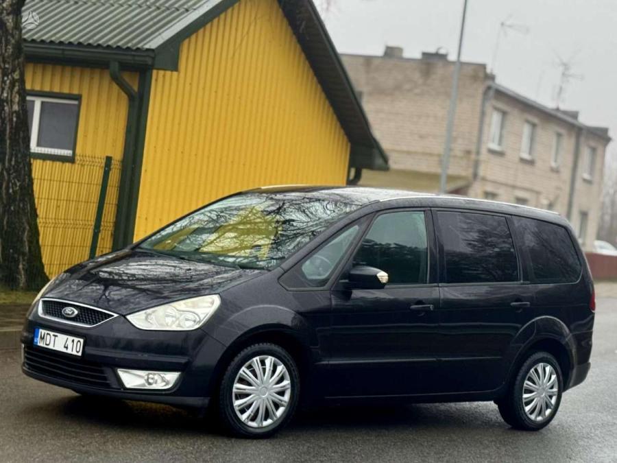 Black Ford Galaxy 2008 in Radviliskis, with an engine capacity of 2.00 L and mileage of 300 thousand km for 2750 €, photo 4 on AUTOMOTO.COM.LV