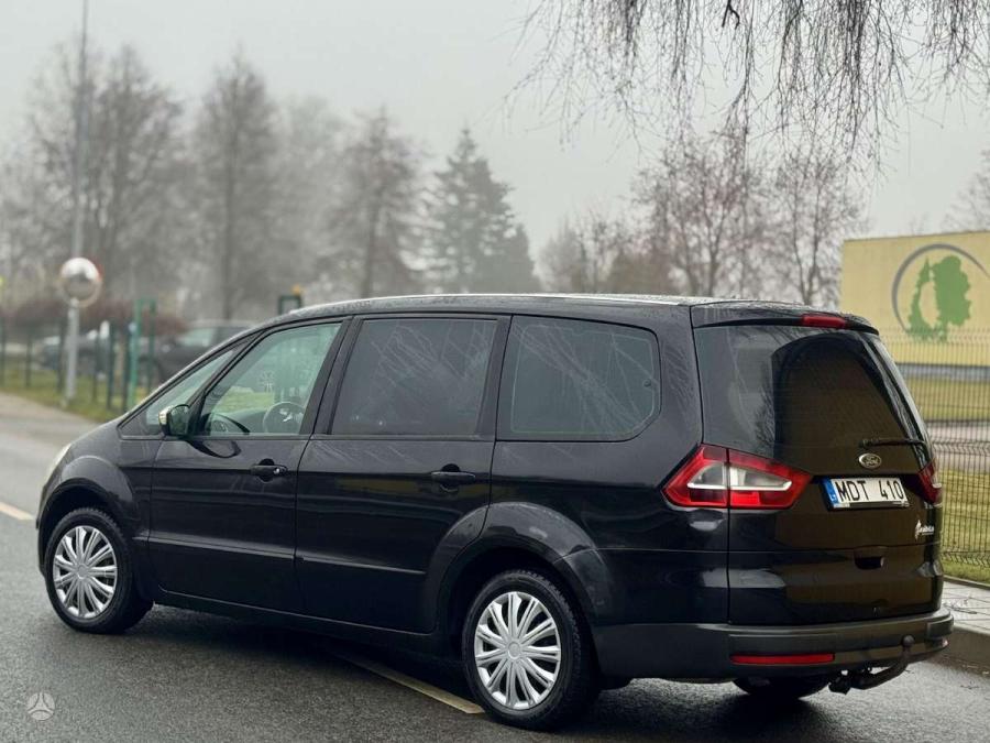 Black Ford Galaxy 2008 in Radviliskis, with an engine capacity of 2.00 L and mileage of 300 thousand km for 2750 €, photo 7 on AUTOMOTO.COM.LV