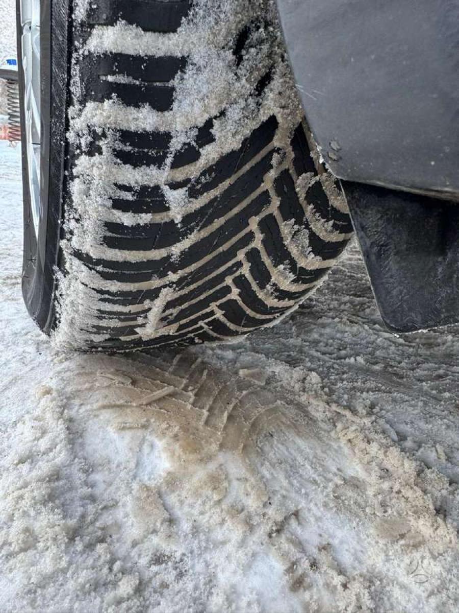 Черный Форд Галакси 2008 в Юрбаркас, объемом двигателя 2.00 л и пробегом 260 тыс. км за 4350 €, фото 25 на AUTOMOTO.COM.LV