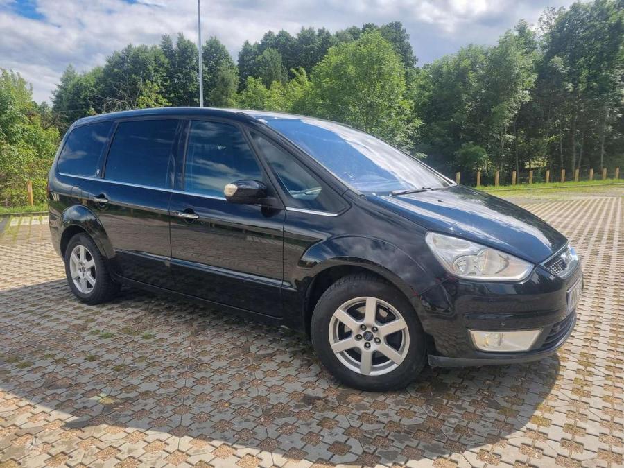 Melns Ford Galaxy 2008 Prienai, ar dzinēja tilpumu 2.00 L un nobraukumu 327 tūkst. km par 3850 €, foto 3 vietnē AUTOMOTO.COM.LV