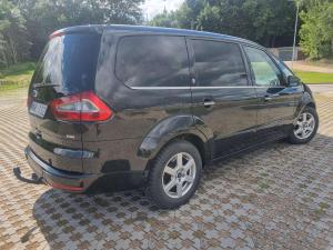 Melns Ford Galaxy 2008 Prienai, ar dzinēja tilpumu 2.00 L un nobraukumu 327 tūkst. km par 3850 €, foto 5 vietnē AUTOMOTO.COM.LV