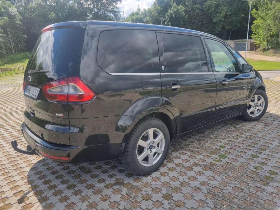 Melns Ford Galaxy 2008 Prienai, ar dzinēja tilpumu 2.00 L un nobraukumu 327 tūkst. km par 3850 €, foto 5 vietnē AUTOMOTO.COM.LV