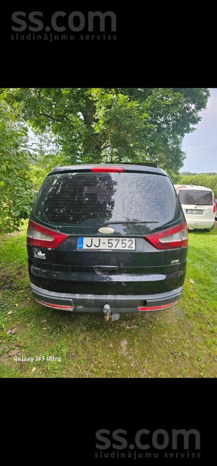 Black Ford Galaxy 2008 in Saldus, with an engine capacity of 1.80 L and mileage of 401 thousand km for 1500 €, photo 7 on AUTOMOTO.COM.LV