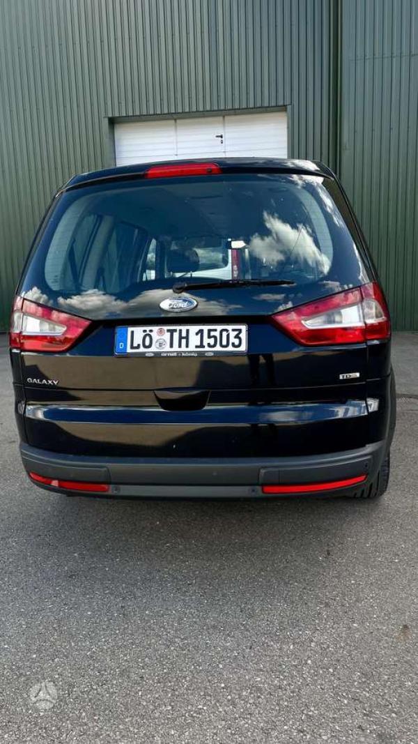 Ford Galaxy 2008 in Telschi on AUTOMOTO.COM.LV Black Ford Galaxy 2008 in Telschi, with an engine capacity of 2.00 L and mileage of 260 thousand km for 3400 €, photo 4 on AUTOMOTO.COM.LV
