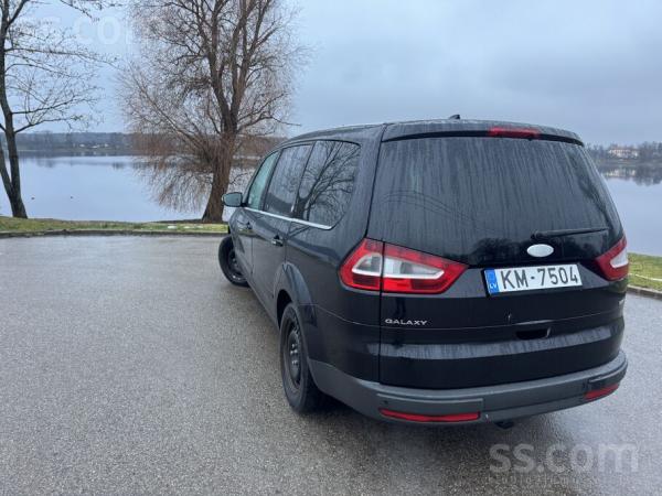 Melns Ford Galaxy 2009 Balvi, ar dzinēja tilpumu 2.20 L un nobraukumu 244 tūkst. km par 5900 €, foto 3 vietnē AUTOMOTO.COM.LV
