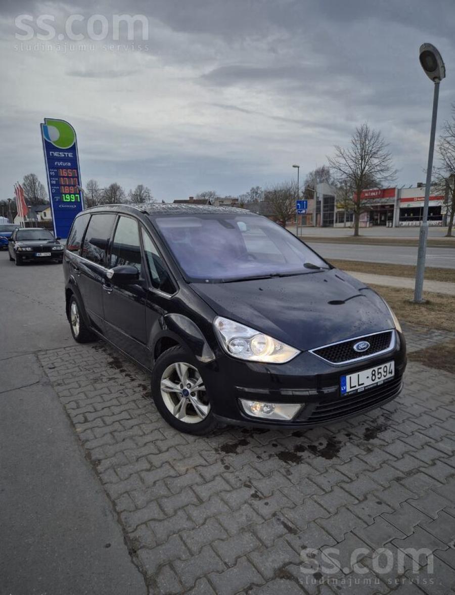 Melns Ford Galaxy 2009 Kuldīga, ar dzinēja tilpumu 2.00 L un nobraukumu 499 tūkst. km par 1900 €, foto 1 vietnē AUTOMOTO.COM.LV